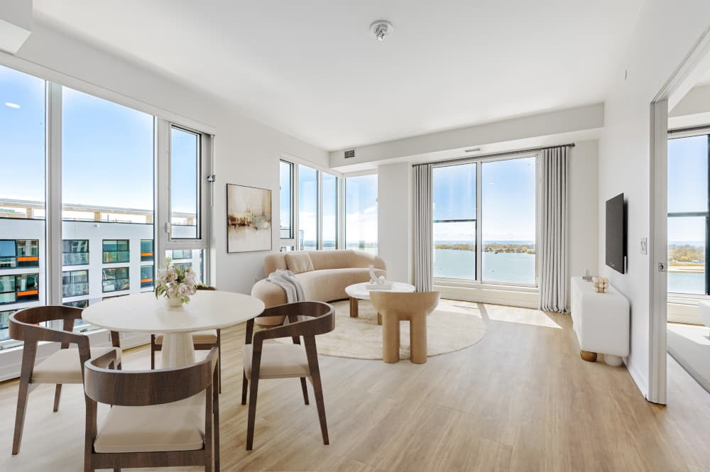 Private Residences at 370 Queens Quay | Luxury Waterfront Living